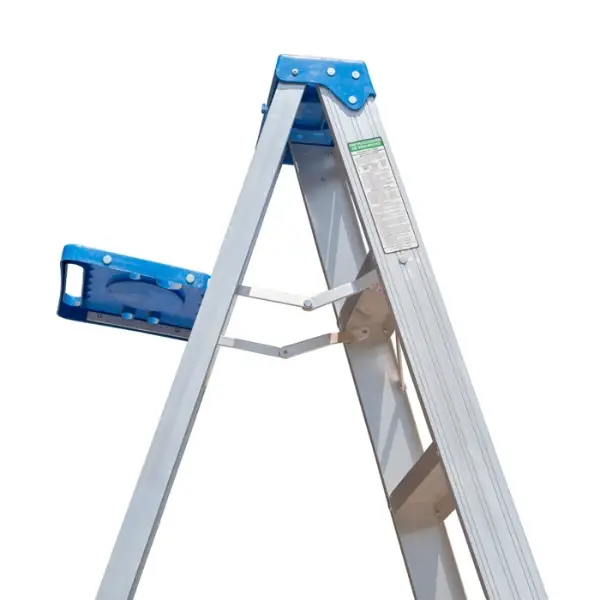 Escalera Tijera Aluminio Meseta Plástica 10 Peldaños Alto 3.04 m R-136 Kg / Zebrik | Eberall